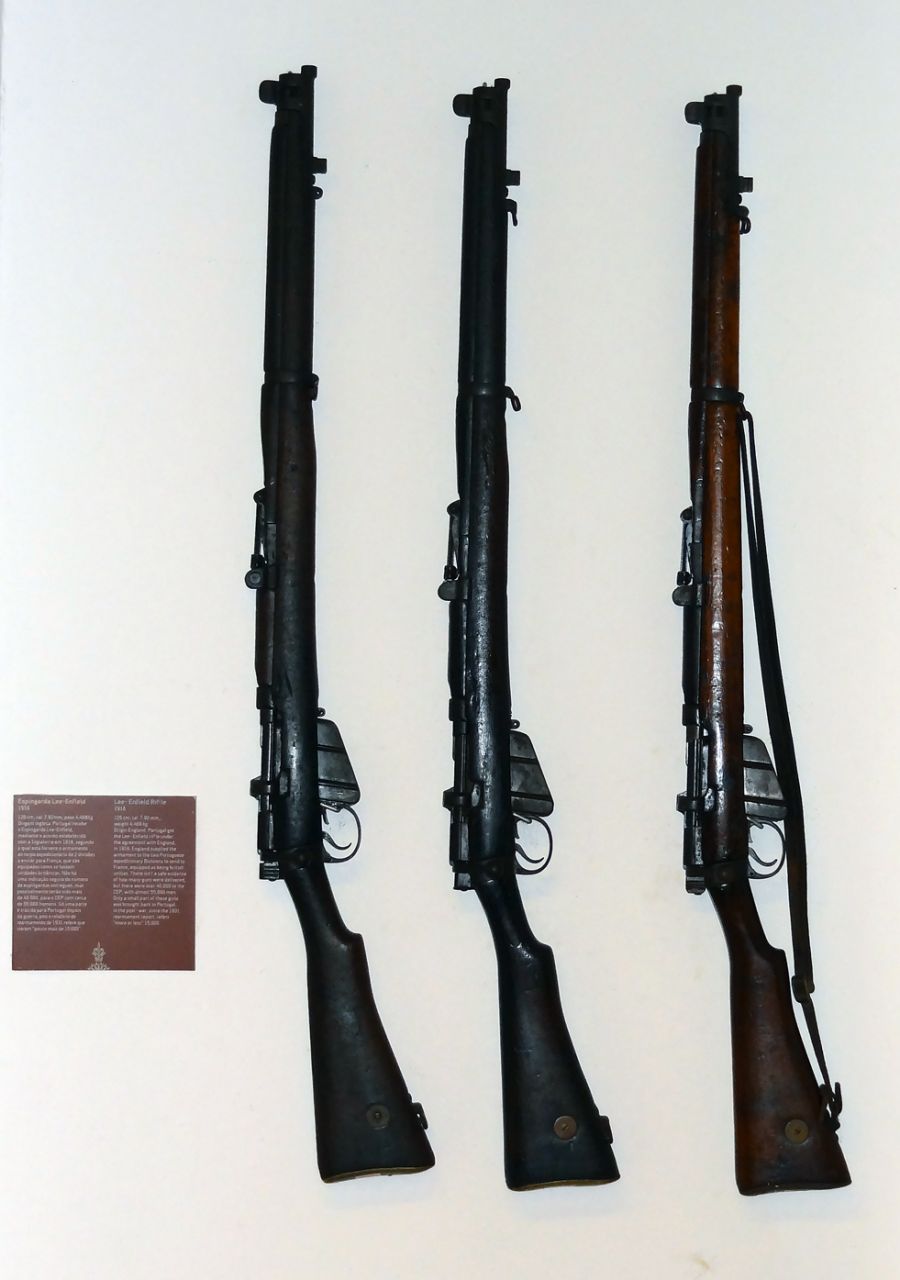 Espingardas Lee-Enfield, plano de 1916, Funchal, ilha da Madeira ...