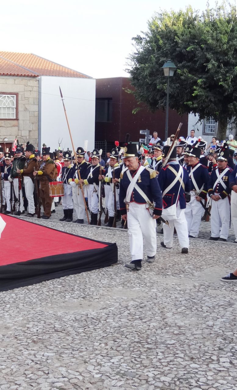 Cerimónia de homenagem aos elementos das reconstituições históricas do ...