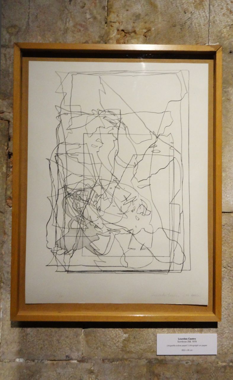 Sombras 259, litografia de Lourdes Castro, 1979, Museu Nacional de ...