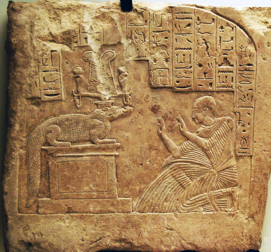 Sacerdote Aamerut rezando a Sobek, o deus-crocodilo do Museu do Louvre ...