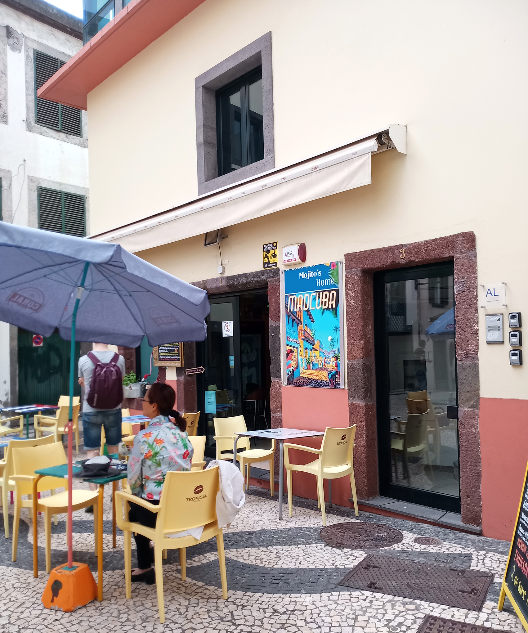 Antiga Cadeia Velha, bar MAD CUBA, 1567 (c.) e seguintes, Rua Direita ...