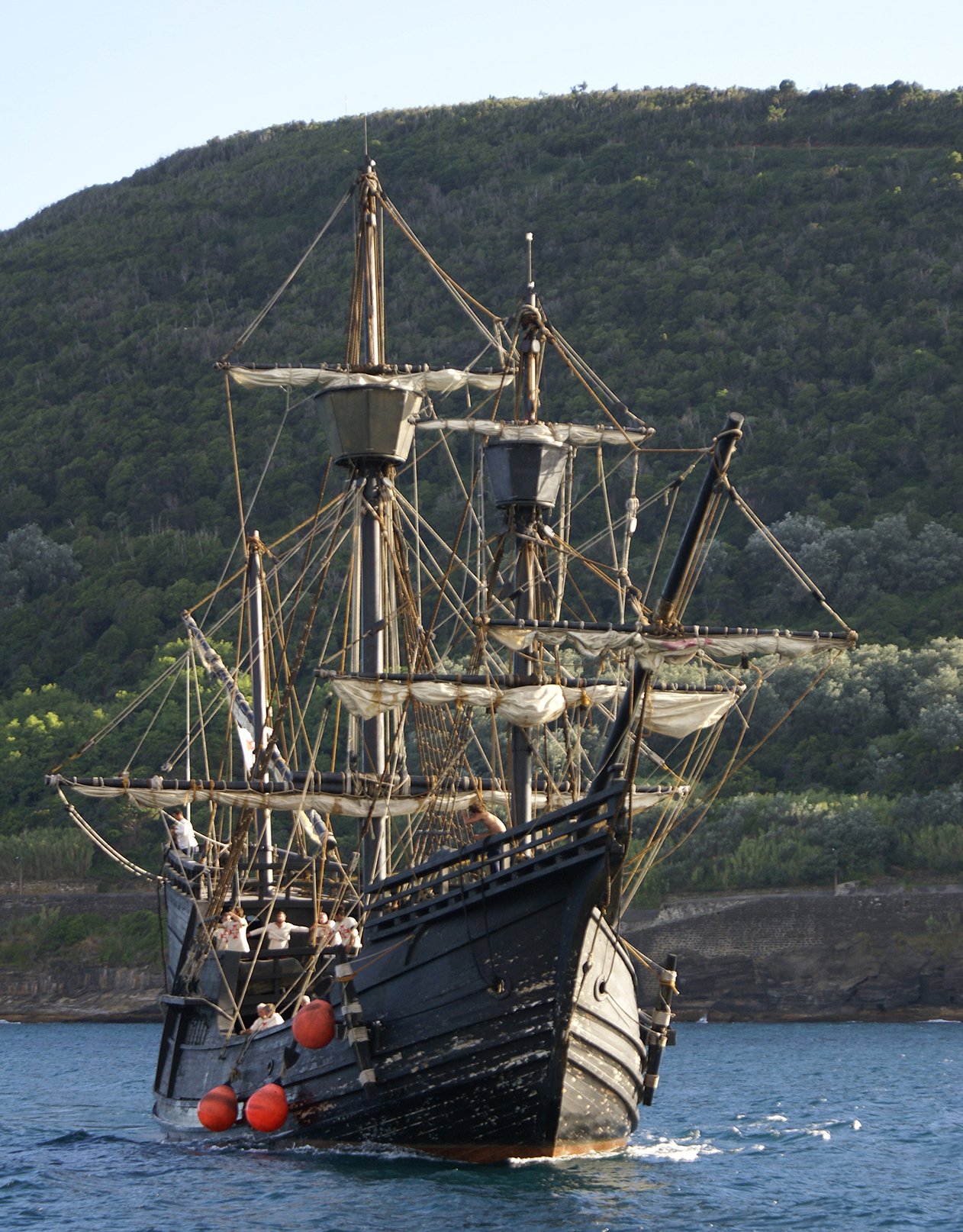 Galeão a entrar no Porto de Pipas, Festas São Joaninas de 2008, Angra ...