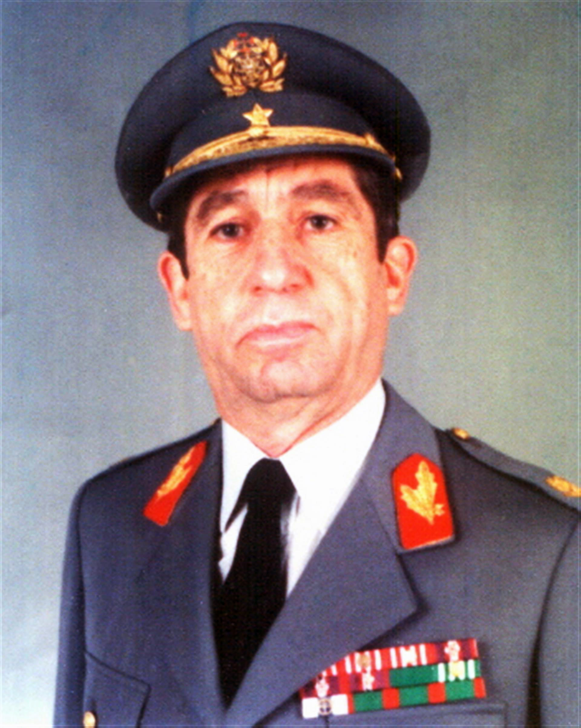 General José Manuel dos Santos de Faria Leal, Lisboa, 2000 (c ...