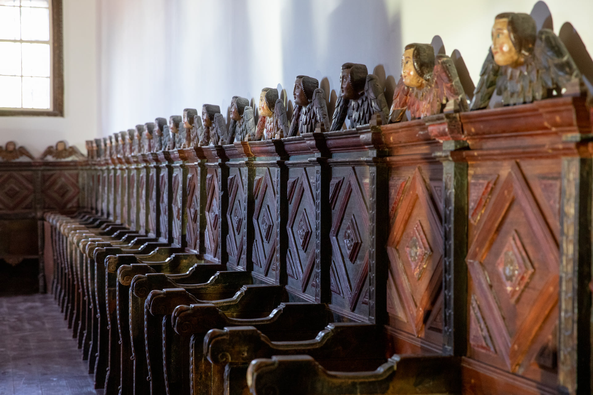 Cadeiral do coro de baixo do Convento de Santa Clara do Funchal ...