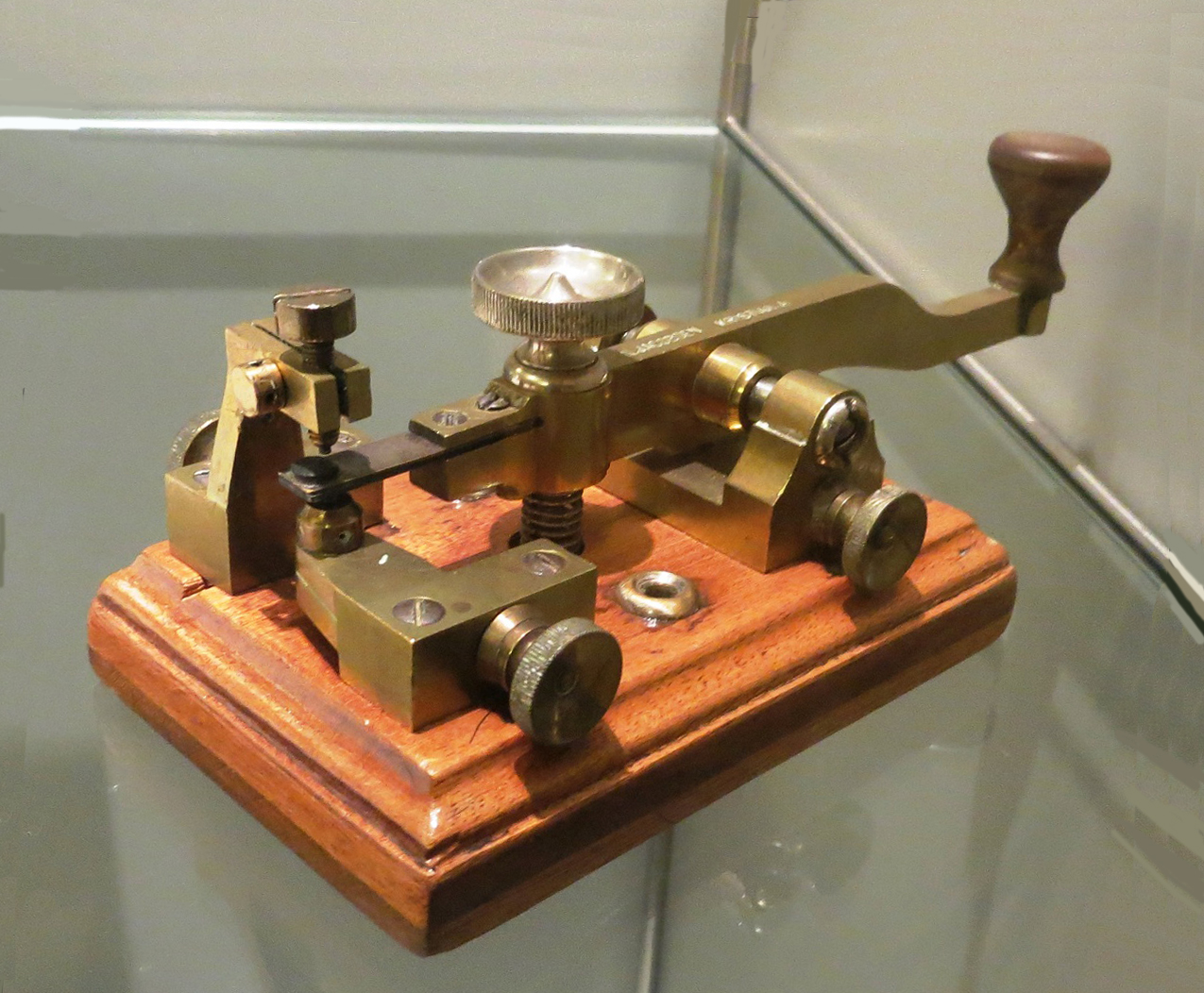 Chave vertical de telégrafo Morse, Estados Unidos, 1935, Portugal ...