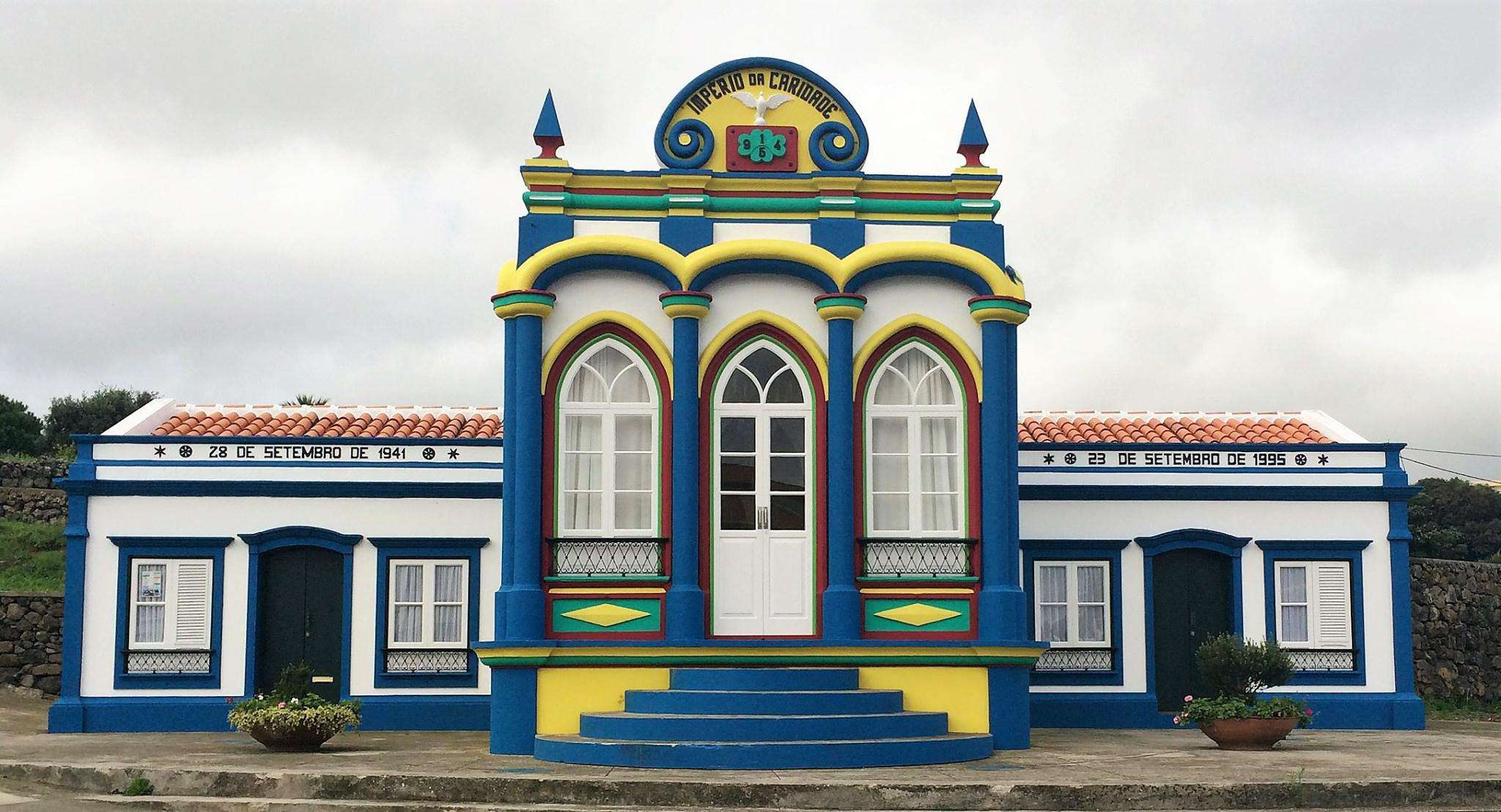 Império do Espírito Santo da Caridade, 1954, Praia da Vitória, ilha ...