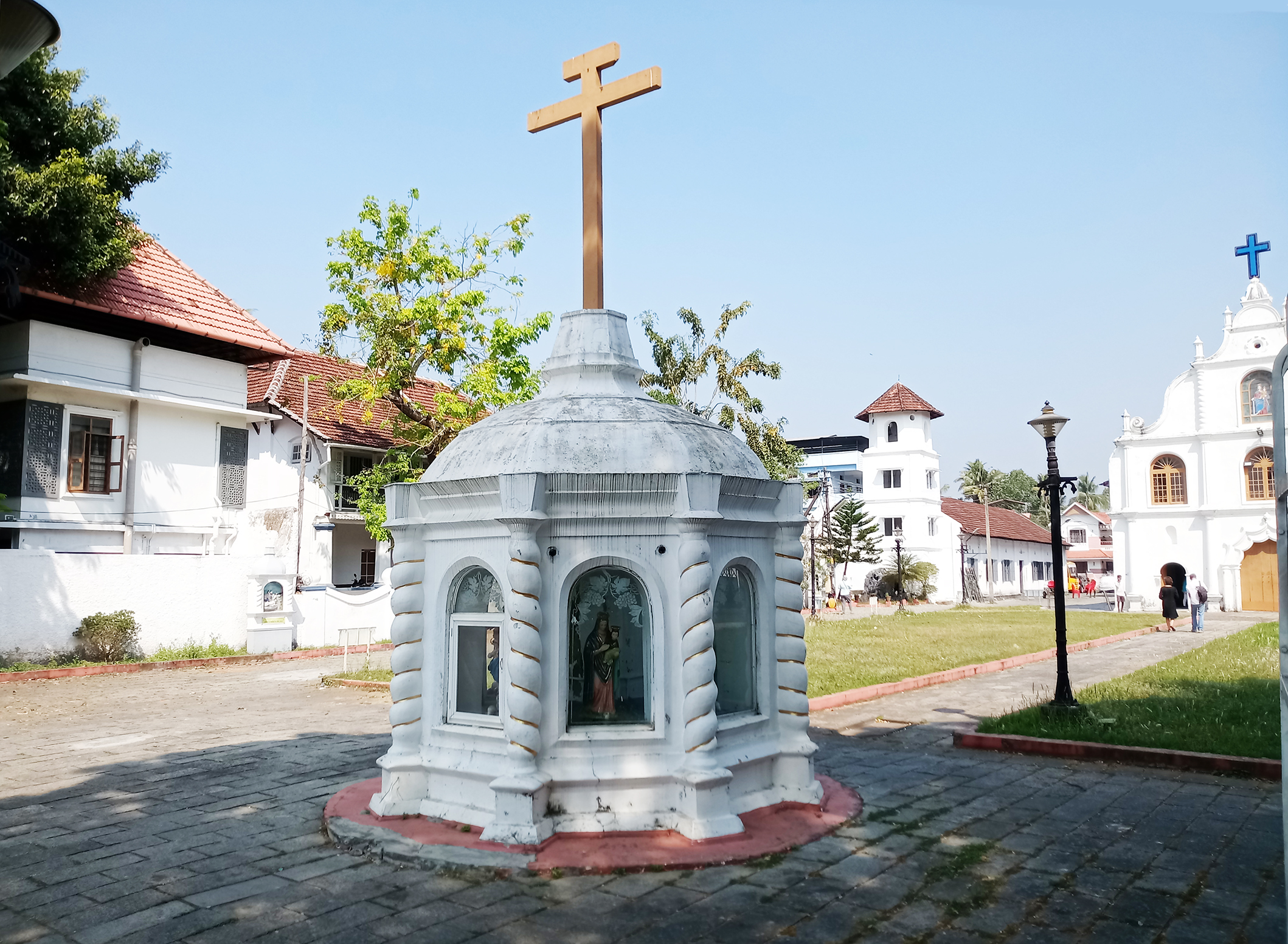 Cruzeiro da igreja de Nossa Senhora da Esperança de Vaipim, Cochim ...