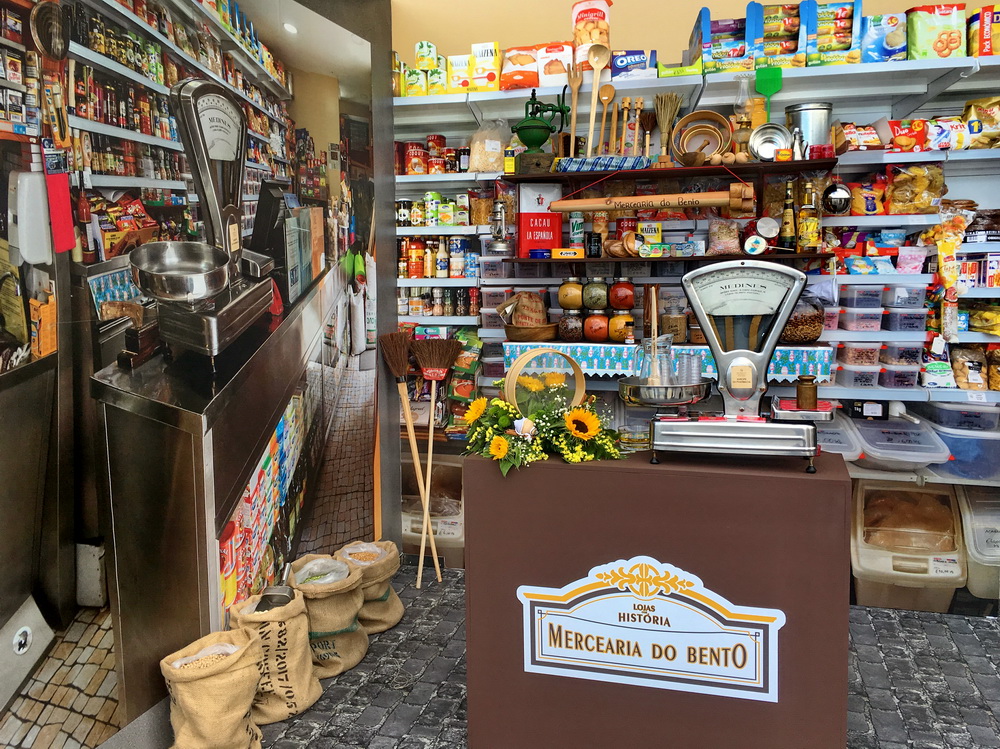 Pharmacia do Bento ou Mercearia do Bento na ExpoMadeira 2018 ...