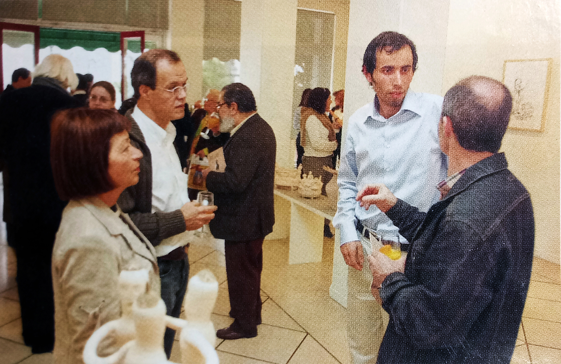 Exposição Ai bate O pé de Sílvio Cró, com Alice Sousa, Celso Caires ...