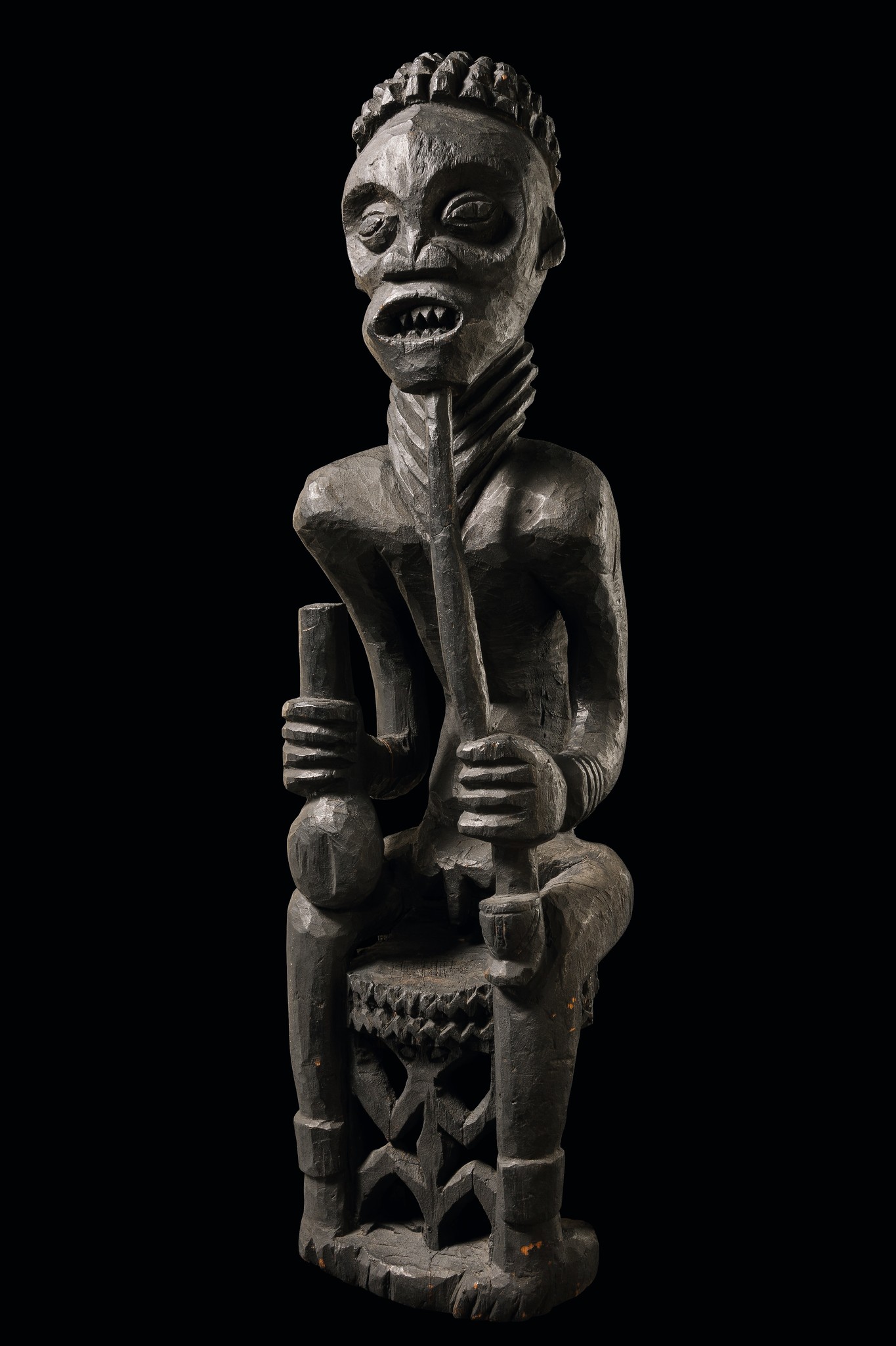 Escultura comemorativa de um rei Bangwa do leilão Zemanek-Münster de ...