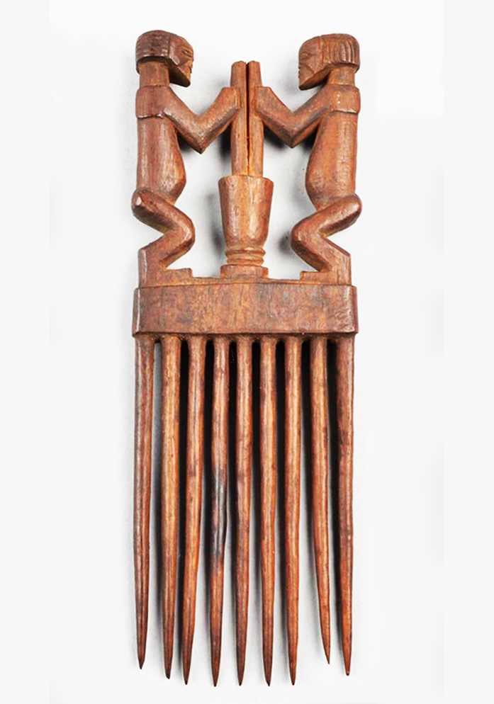 Pente Chokwe com duas mulheres pilando fuba do The British Museum ...