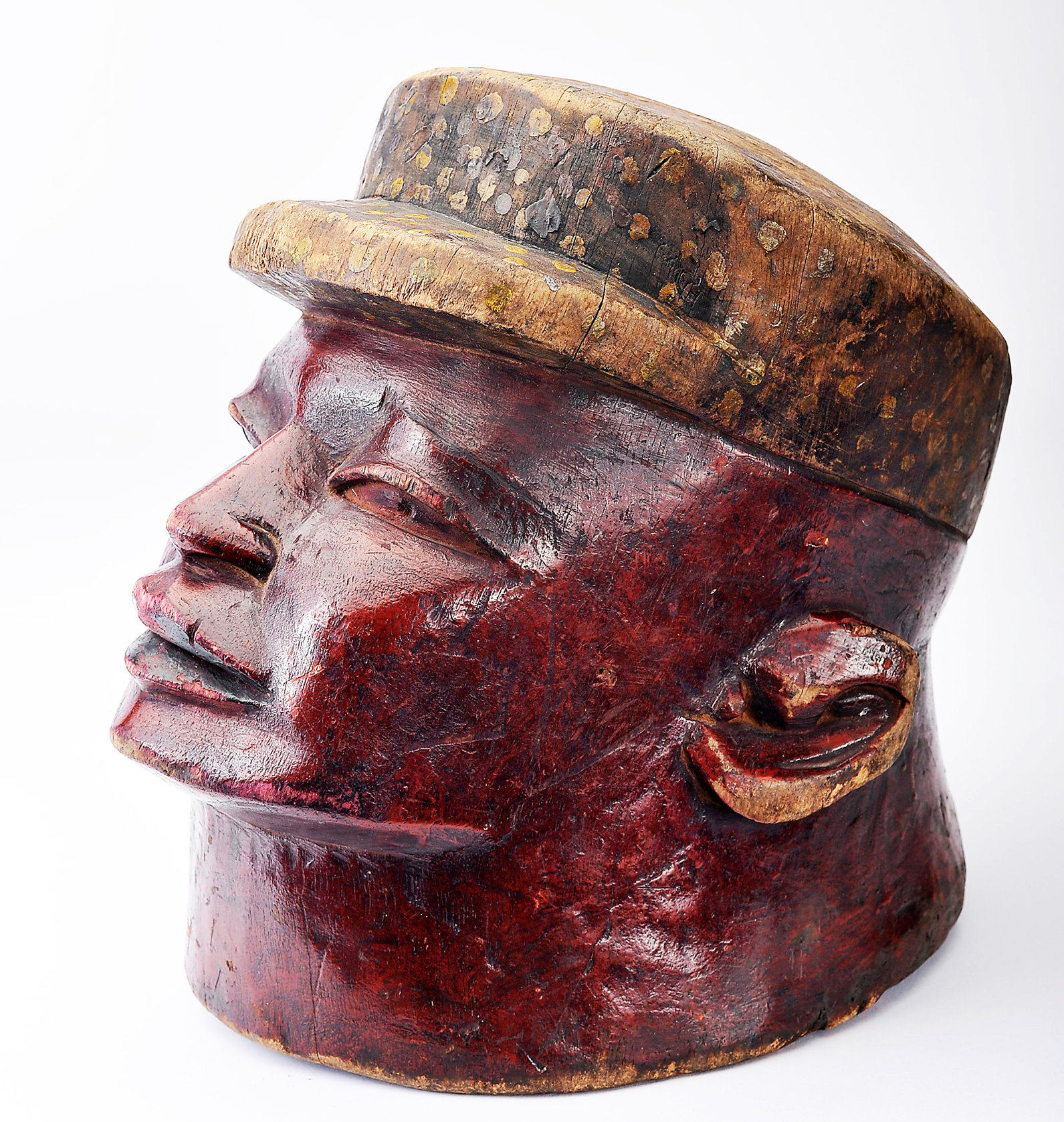 Máscara elmo de Mapiko com cipaio ou sipaio (?) do leilão Cabral ...